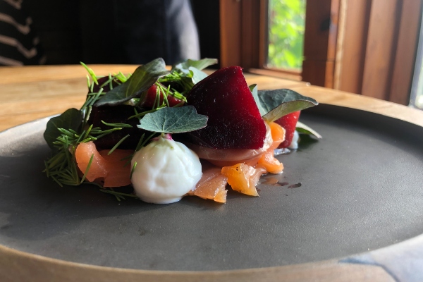 L’Auberge Saint-Mathieu : une destination gastronomique signée Samy ...